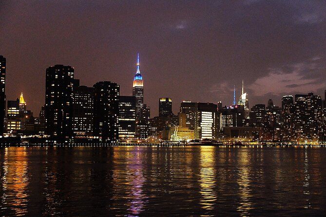 Tickets to New York Harbor Lights Cruise by Circle Line 2026 - Tickete