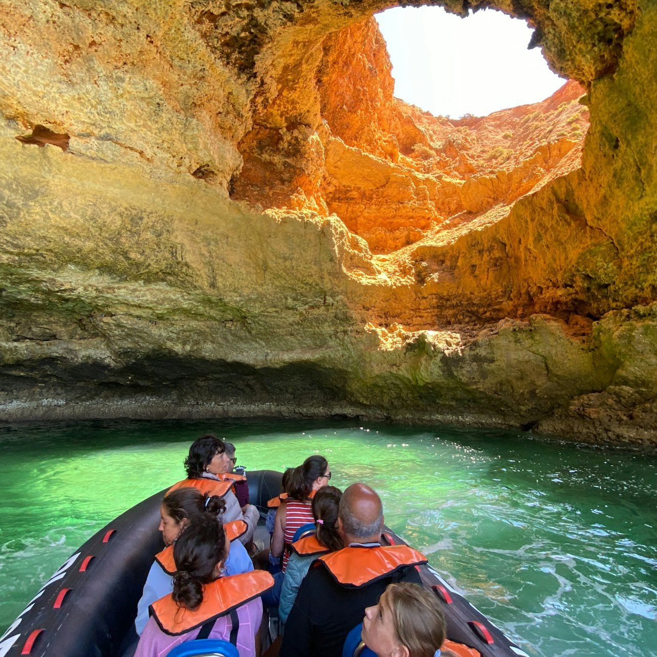 Tickets to Benagil Cave: Boat Tour from Lagos 2026 - Tickete