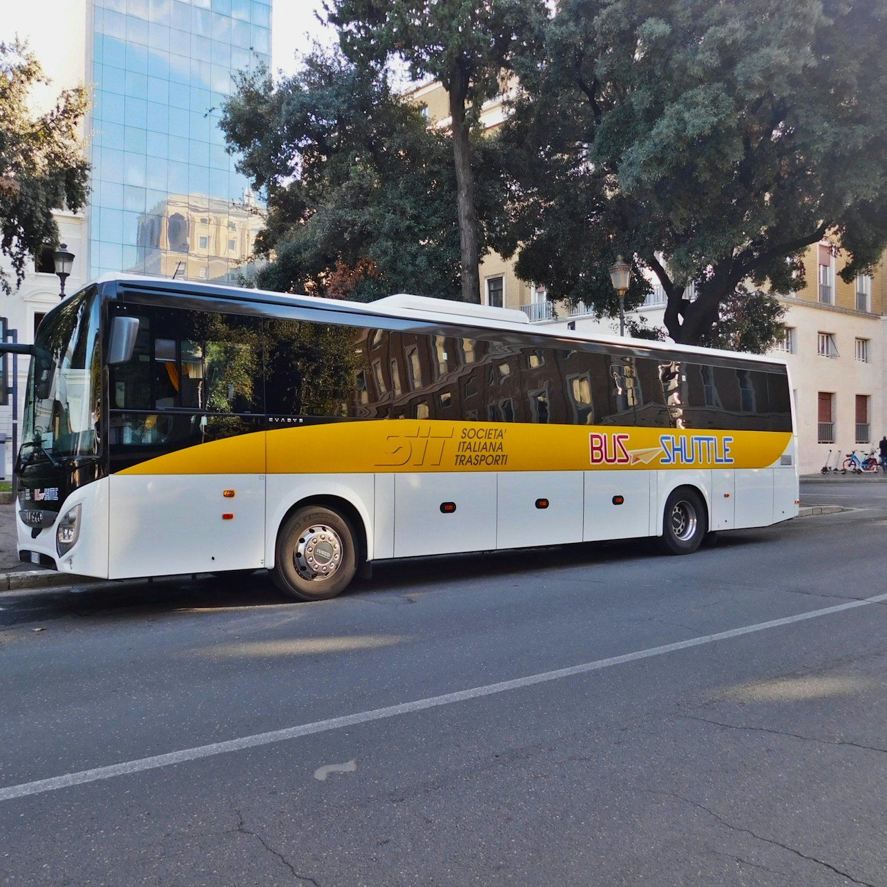 Tickets to Rome: Civitavecchia Transfer + Hop-on Hop-off Bus Tour Combi ...