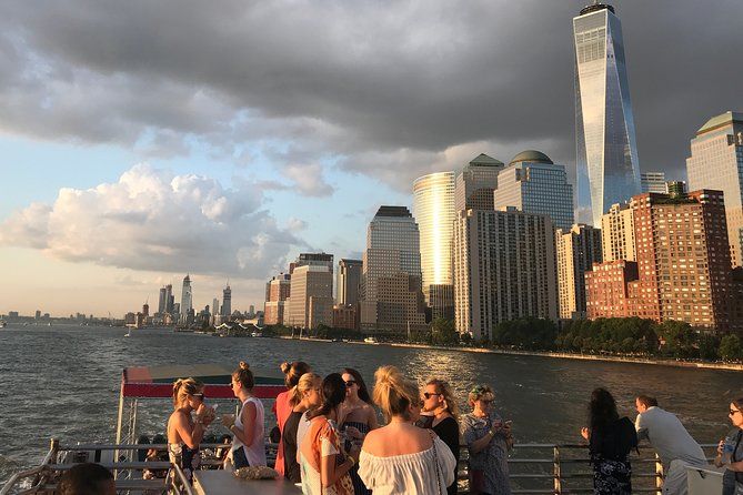 Tickets to New York Harbor Lights Cruise by Circle Line 2026 - Tickete